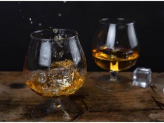 Pazeo vs Pataday - Which Are The Best Over-The-Counter Eye Drops?