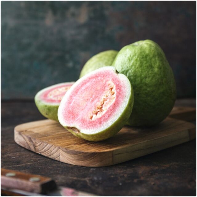 Guava vs Papaya - Health Guide Net