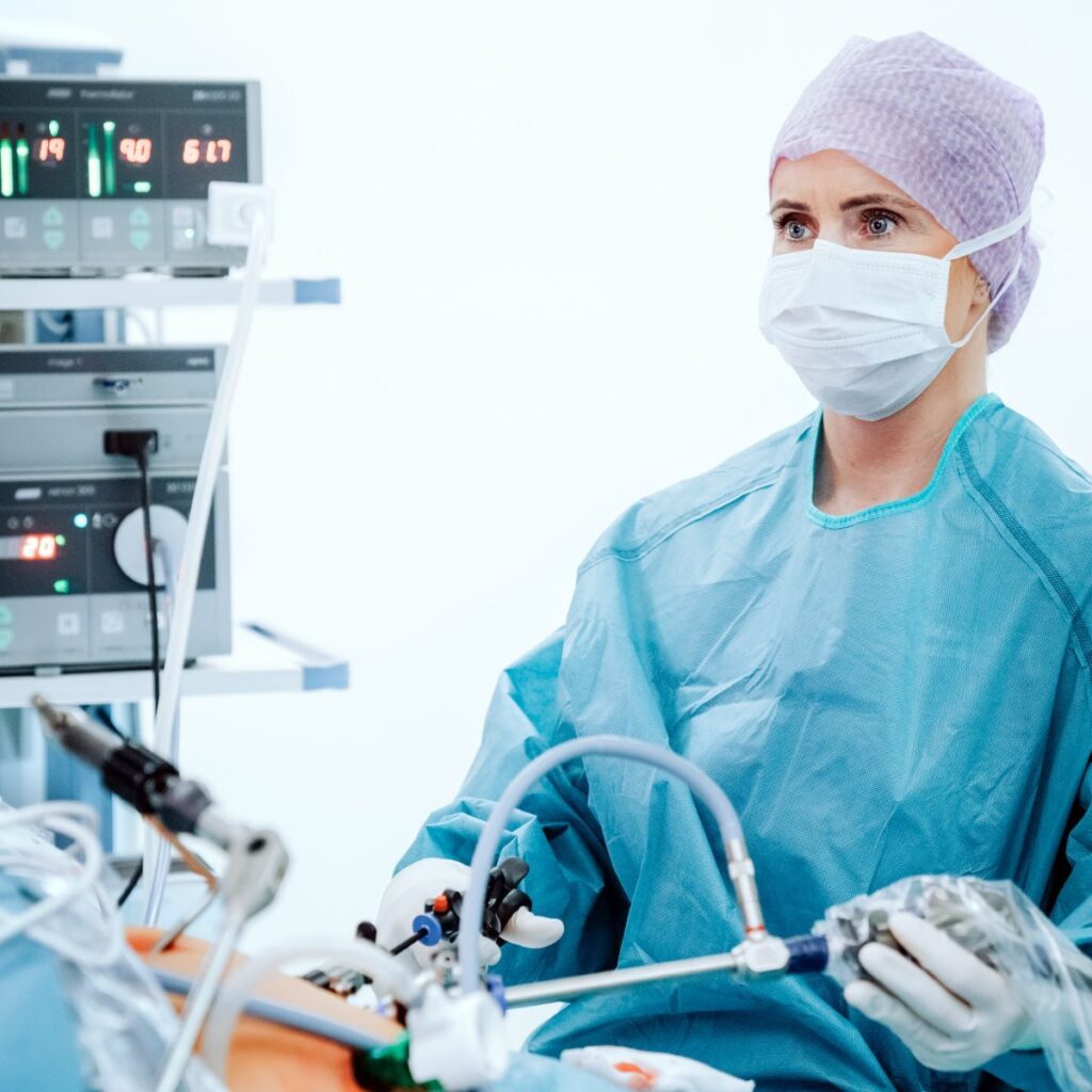 Arthroscopic vs Laparoscopic - Health Guide Net